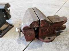 (3) Small Bench Vices - Lee Real Estate & Auction Service