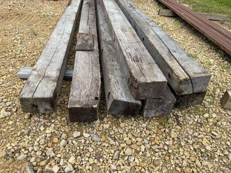 (7) 4" x 6" x 12' Oak Posts - Lee Real Estate & Auction Service