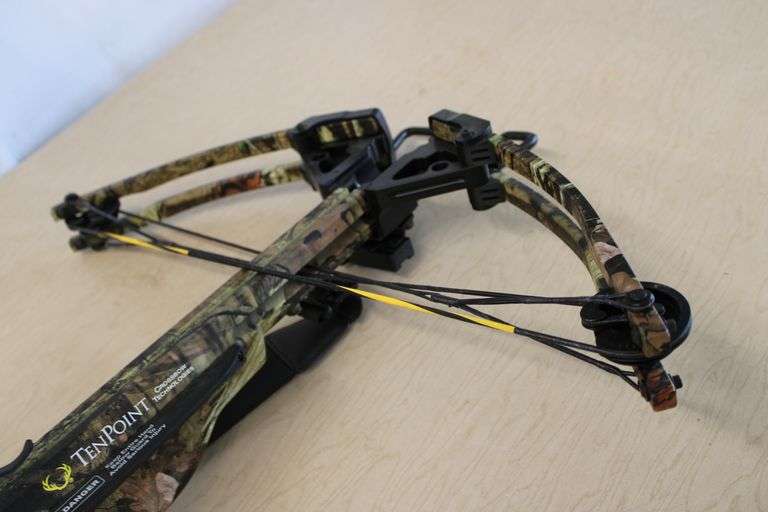 Ten Point crossbow - Lee Real Estate & Auction Service
