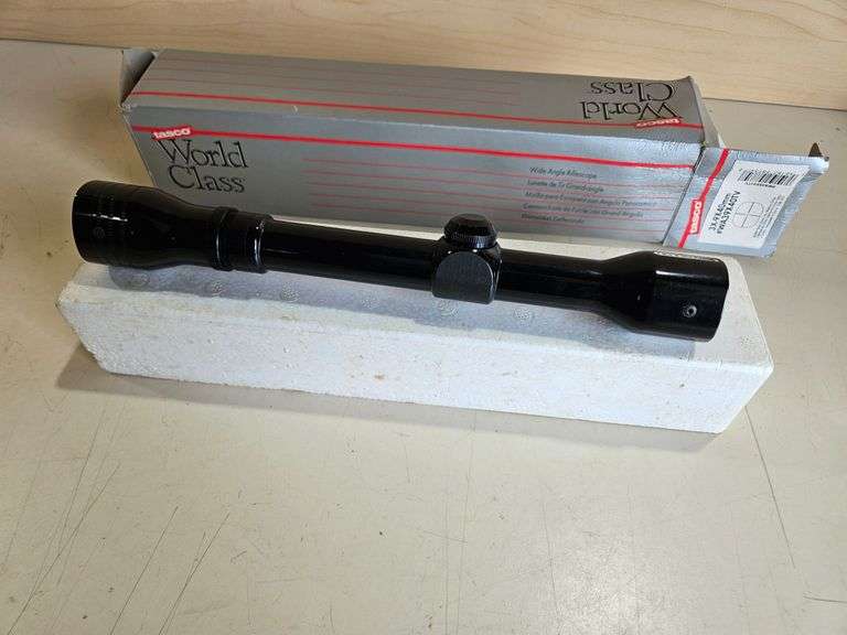 Redfield Lo-Pro Rifle Scope - Lee Real Estate & Auction Service