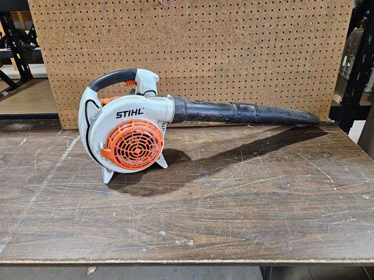 Stihl BG86C gas Leaf Blower - Lee Real Estate & Auction Service