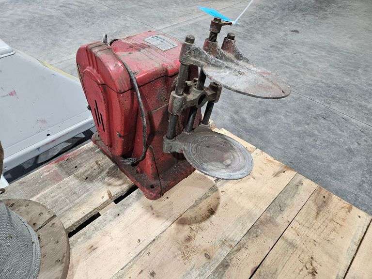 Older Paint Can Shaker - Lee Real Estate & Auction Service