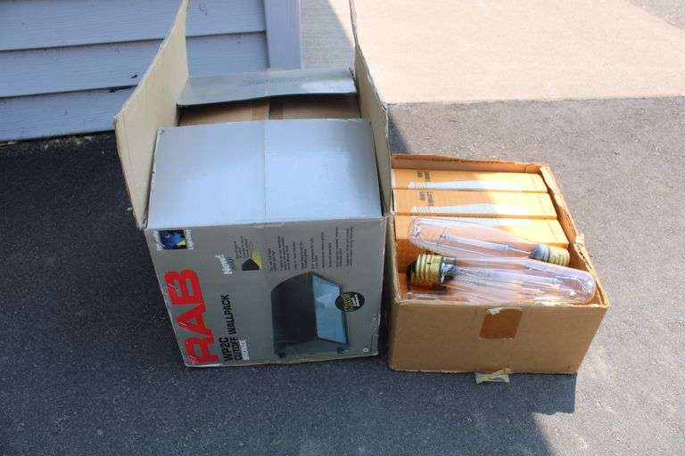 New Wall pack light fixture & HID light bulbs - Lee Real Estate ...