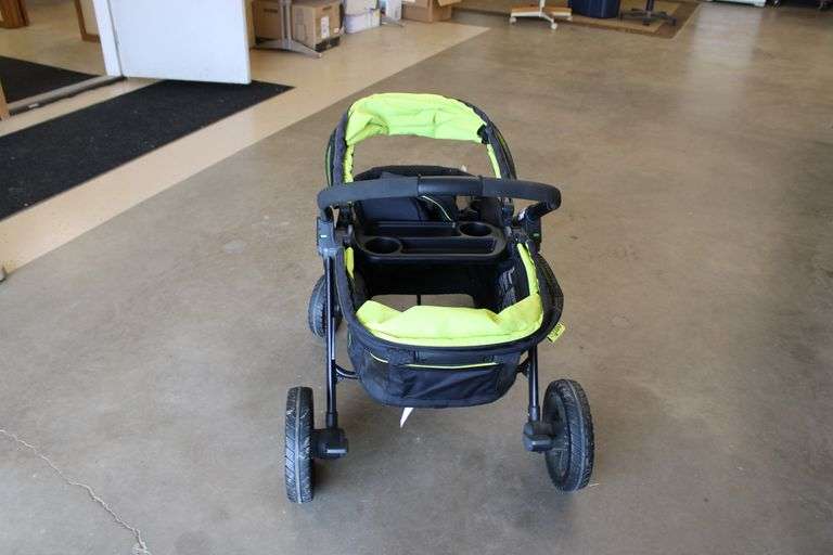 Evenflo stroller / wagon, like new - Lee Real Estate & Auction Service