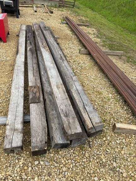 (7) 4" x 6" x 12' Oak Posts - Lee Real Estate & Auction Service