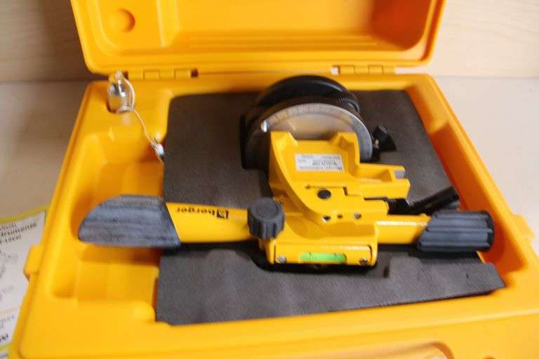 Berger Instruments Transit Level in case - Lee Real Estate & Auction ...