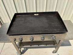 Blackstone 36" 4-Burner Grill w/ Cover - Lee Real Estate & Auction Service