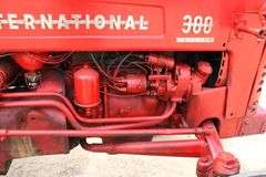 International 300 Utility tractor w/loader - Lee Real Estate & Auction ...