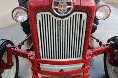1961 Ford 600 Workmaster tractor - Lee Real Estate & Auction Service