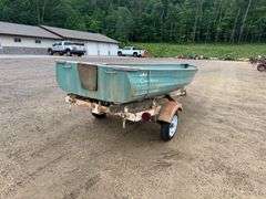 AMF Crestliner 12' Fishing Boat - Lee Real Estate & Auction Service