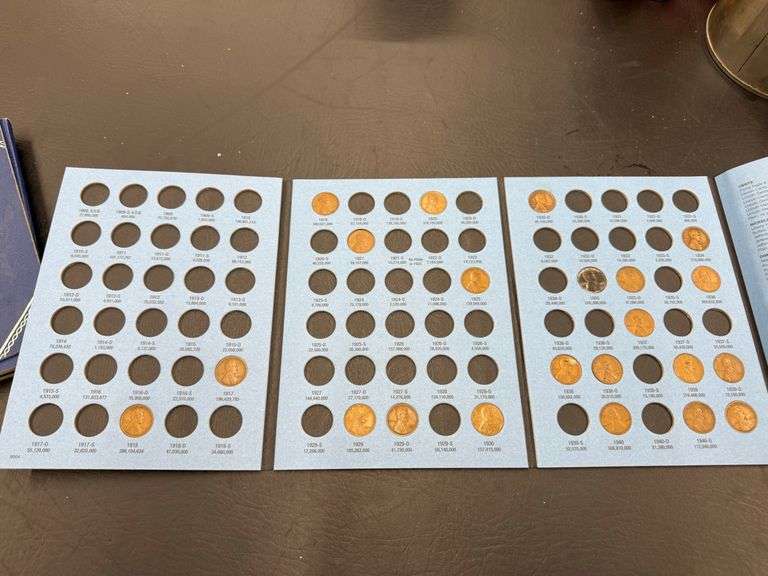 (300+/-) Wheat Pennies & (3) Partial Books of Lincoln Head Pennies ...
