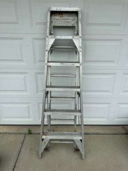 6' Alum Step Ladder w/ Ext. - Lee Real Estate & Auction Service