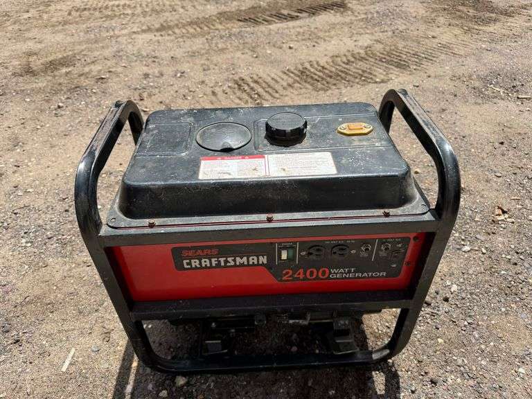Craftsman 2400 Watt Generator - Lee Real Estate & Auction Service