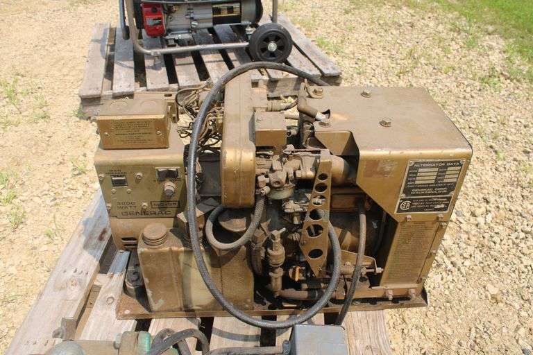 Generac RV generator - Lee Real Estate & Auction Service