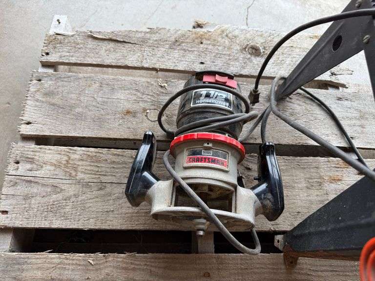 (2) Routers & Router Table - Lee Real Estate & Auction Service