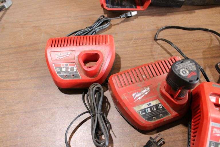 Milwaukee M12 Hatchet pruner, battery & chargers - Lee Real Estate ...