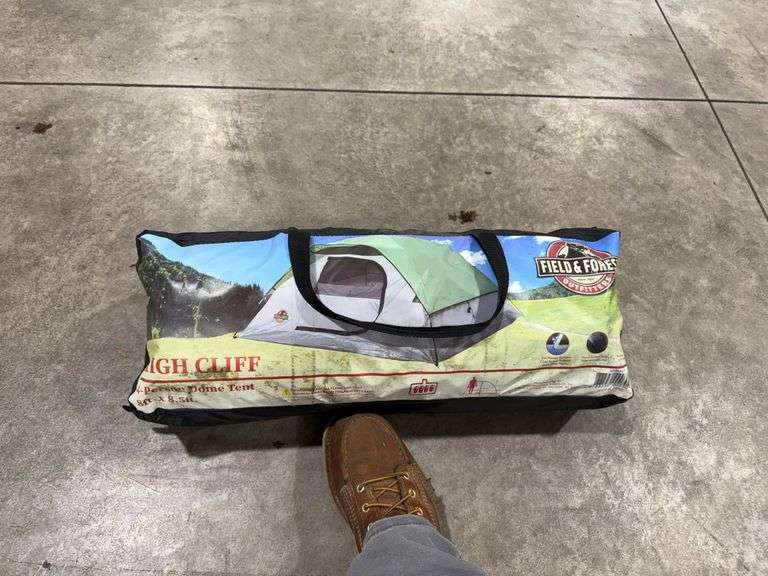 Field and Stream 4 Person Tent - Lee Real Estate & Auction Service