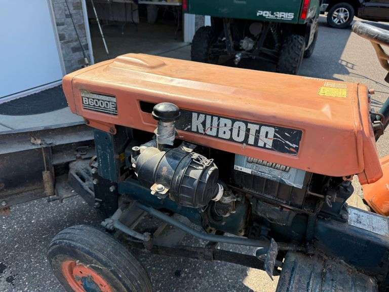 Kubota B6000E Garden Tractor - Lee Real Estate & Auction Service