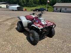 1991 Polaris Trail Boss 400L - Lee Real Estate & Auction Service