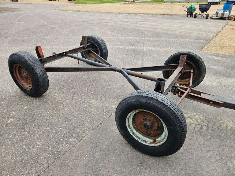 Wagon Running Gear - Lee Real Estate & Auction Service