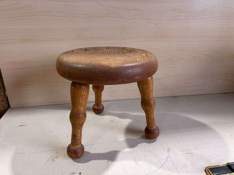 Small Wooden Stool - Lee Real Estate & Auction Service