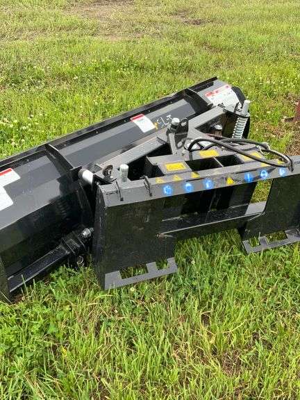 7' 6 Way Snow/Dozer Push Blade Skid Loader Attachment - Hamilton-Maring ...