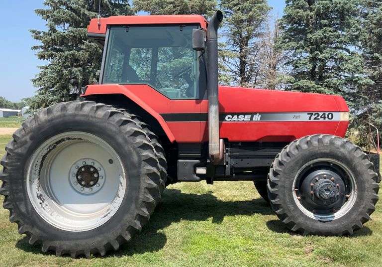 Case IH 7240 MFWD, 4709 Hours Showing, 18 Speed Power Shift, 4 Speed ...