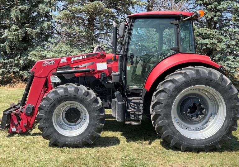 2016 Case IH Farmall 105U MFWD, Full Factory Cab, 105 hp, 12x12 Shuttle Transmission, 695 Actual ...