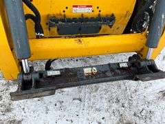 Gehl R220 Skidloader, 3846 hrs, Quick Tach, Aux hydraulic, Cab and Heat ...