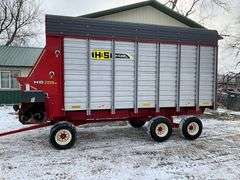 H&S X-Cap HD Twin Auger Forage Chopper Box Wagon, 17', H&S 614 Tandem ...