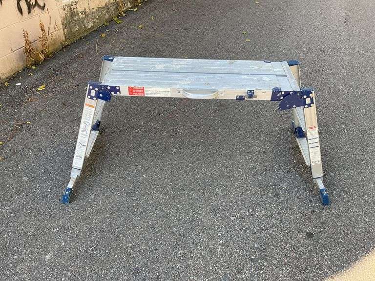 Adjustable aluminum work stand - Hamilton-Maring Auction Group