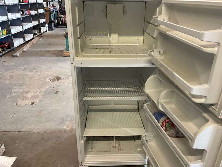 Roper Refrigerator - Hamilton-Maring Auction Group