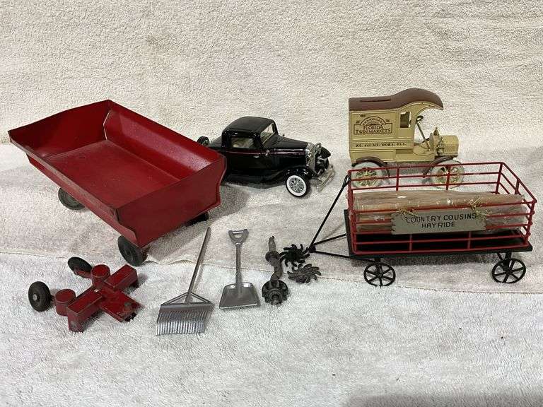 Farmall Wagon, 1932 Ford Coupe, 1905 Fords First D - Hamilton-Maring ...