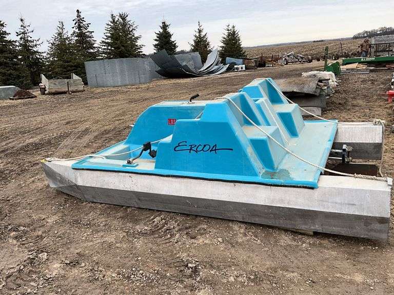 ERCOA Paddle Boat, Aluminum Pontoons, 4 Person, Mo - Hamilton-Maring ...