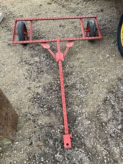 Shop built pull type cart, made from t-posts - Hamilton-Maring Auction ...