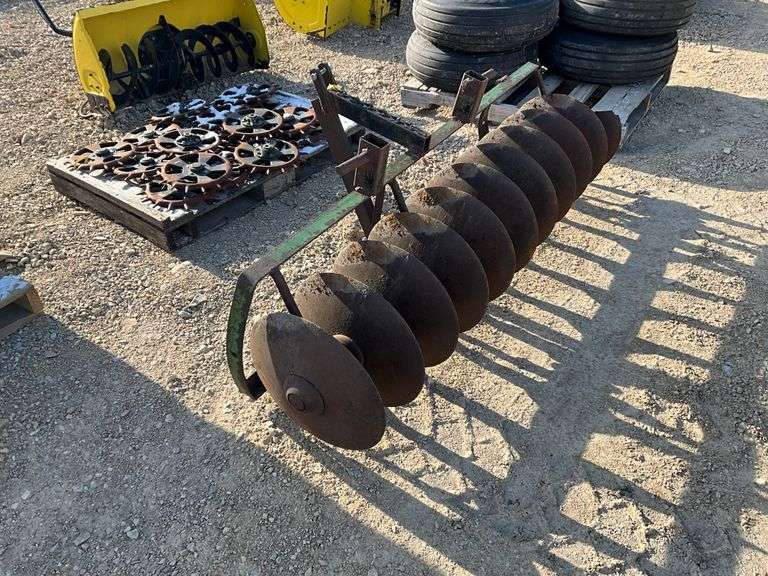 6 ft disc, 3pt mount - Hamilton-Maring Auction Group