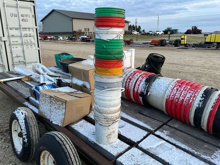 stack of 5 gallon pails - Hamilton-Maring Auction Group