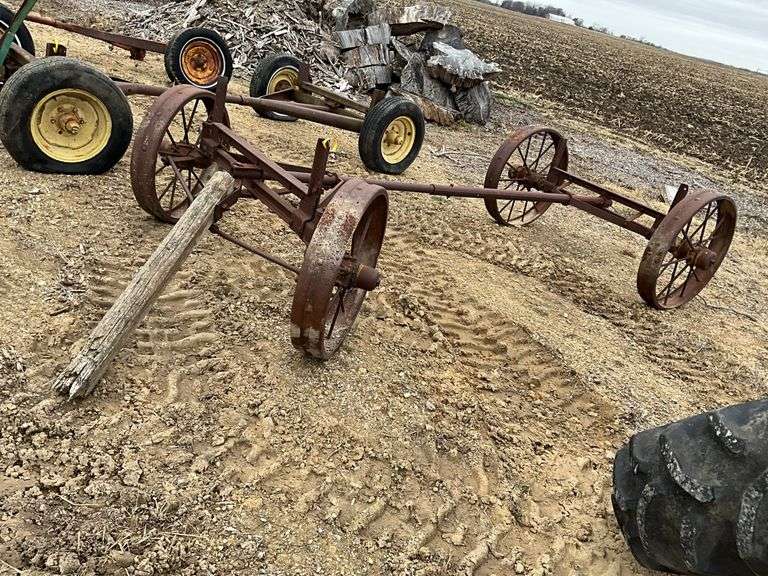 John Deere Steel Wheel Running Gear - Hamilton-Maring Auction Group