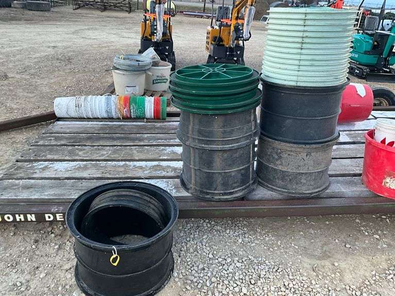 Septic system parts, covers, risers - Hamilton-Maring Auction Group
