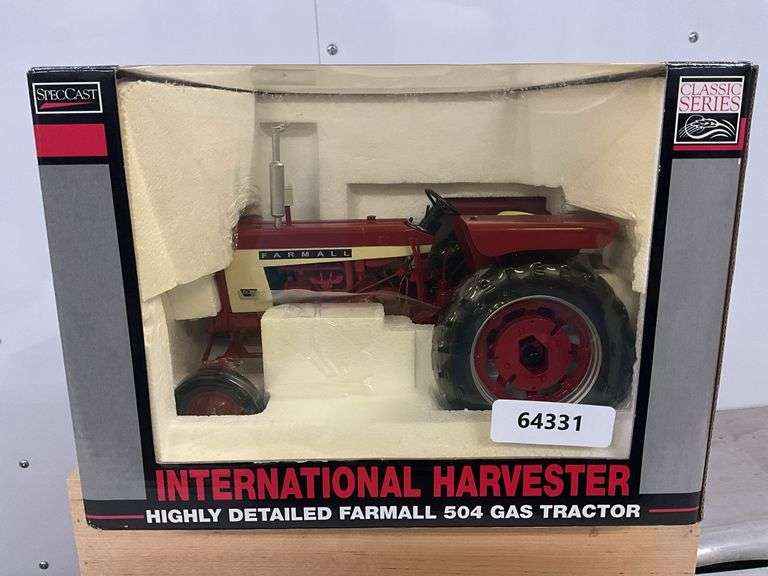 Spec-cast International 504 Tractor,1:16th Scale - Hamilton-Maring ...