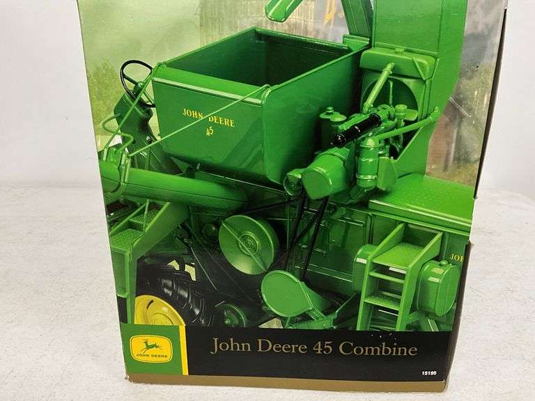 Ertl Prestige Collection John Deere 45 Combine,W/b - Hamilton-Maring ...