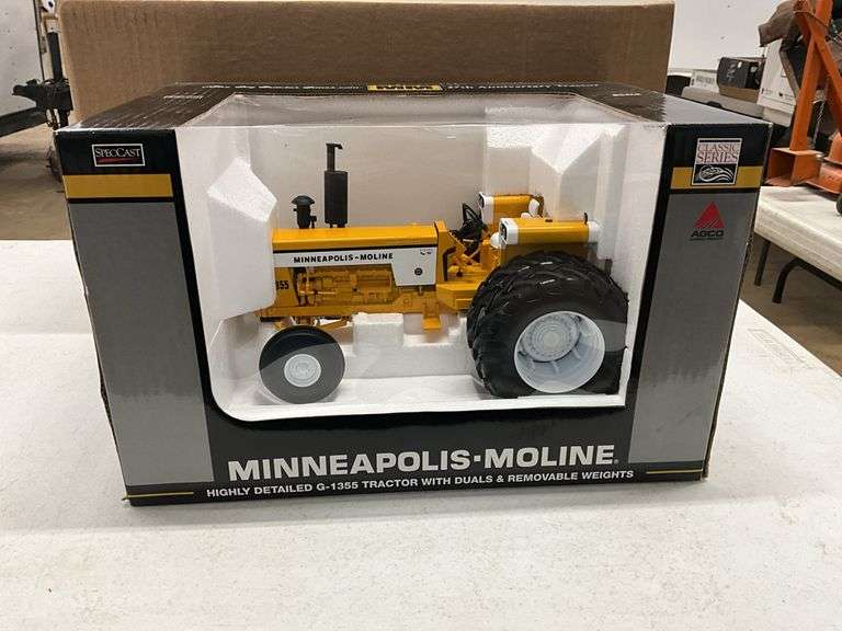 Spec Cast Minneapolis Moline G1355 1/16 scale with - Hamilton-Maring ...