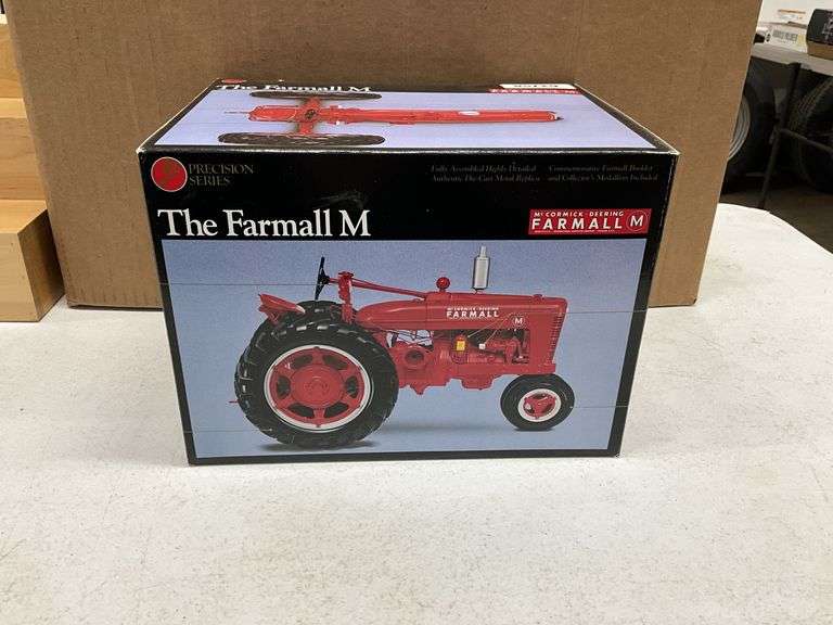 Ertl Farmall M Precision Series 7 with Box - Hamilton-Maring Auction Group