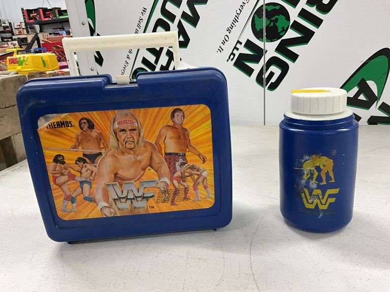 Hulk Hogan/WWF Plastic Lunch Box w/ Thermos - Hamilton-Maring Auction Group