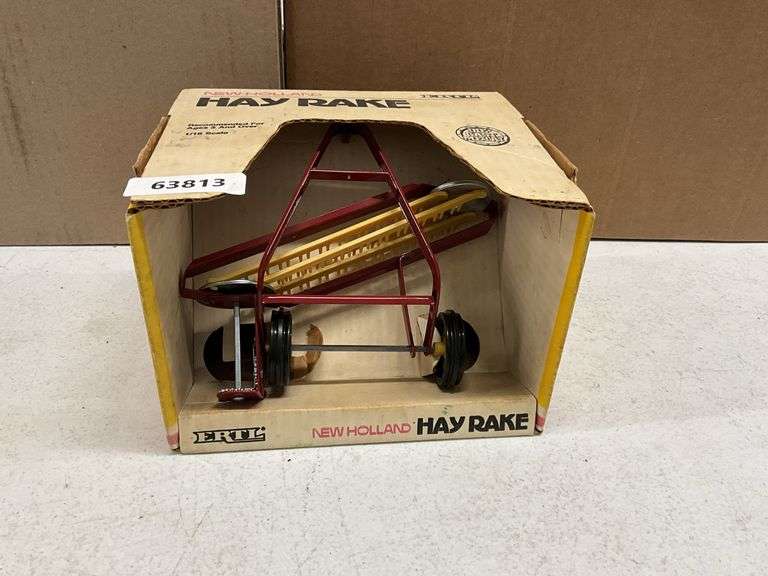Ertl New Holland Hay Rake, 1/16th Scale, w/Box - Hamilton-Maring ...
