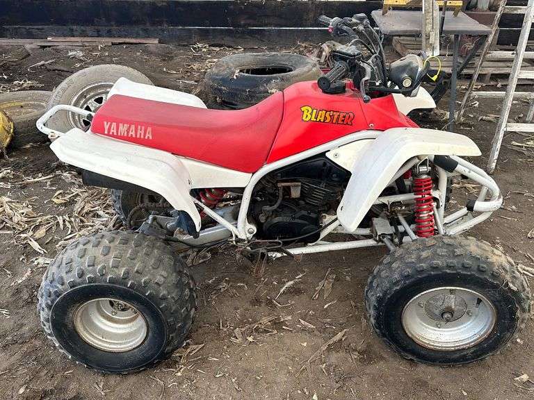 1987 Yamaha 200 Blaster ATV, engine turns over, chain drive, average ...