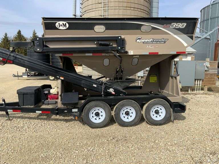 J&M LC390 Seed Tender, Scale, Talc Applicator, Remote with hyd doors ...