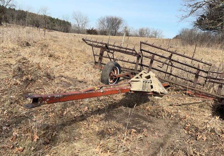 Lindsay 15' Drag On Cart - Hamilton-Maring Auction Group