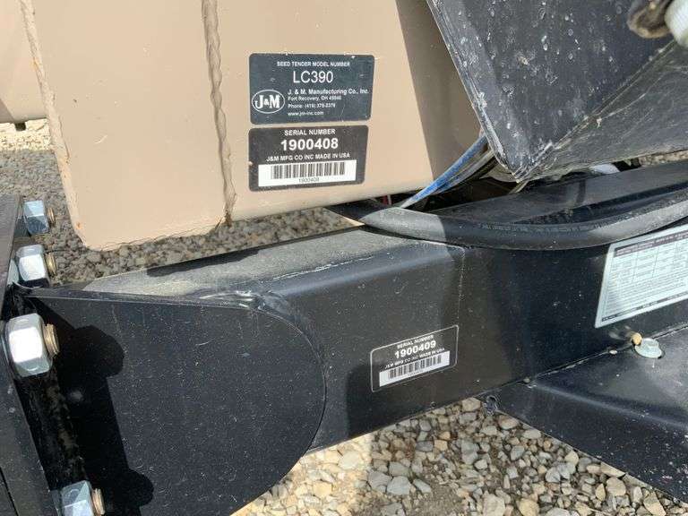 J&M LC390 Seed Tender, Scale, Talc Applicator, Remote with hyd doors ...
