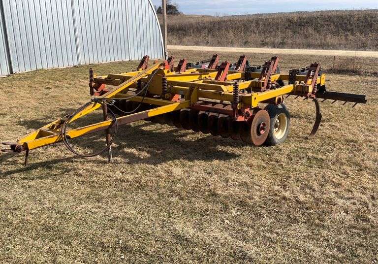 Landoll 9 Shank Disk Chisel, Buster Bar, Spring Loaded Shanks, Spring ...